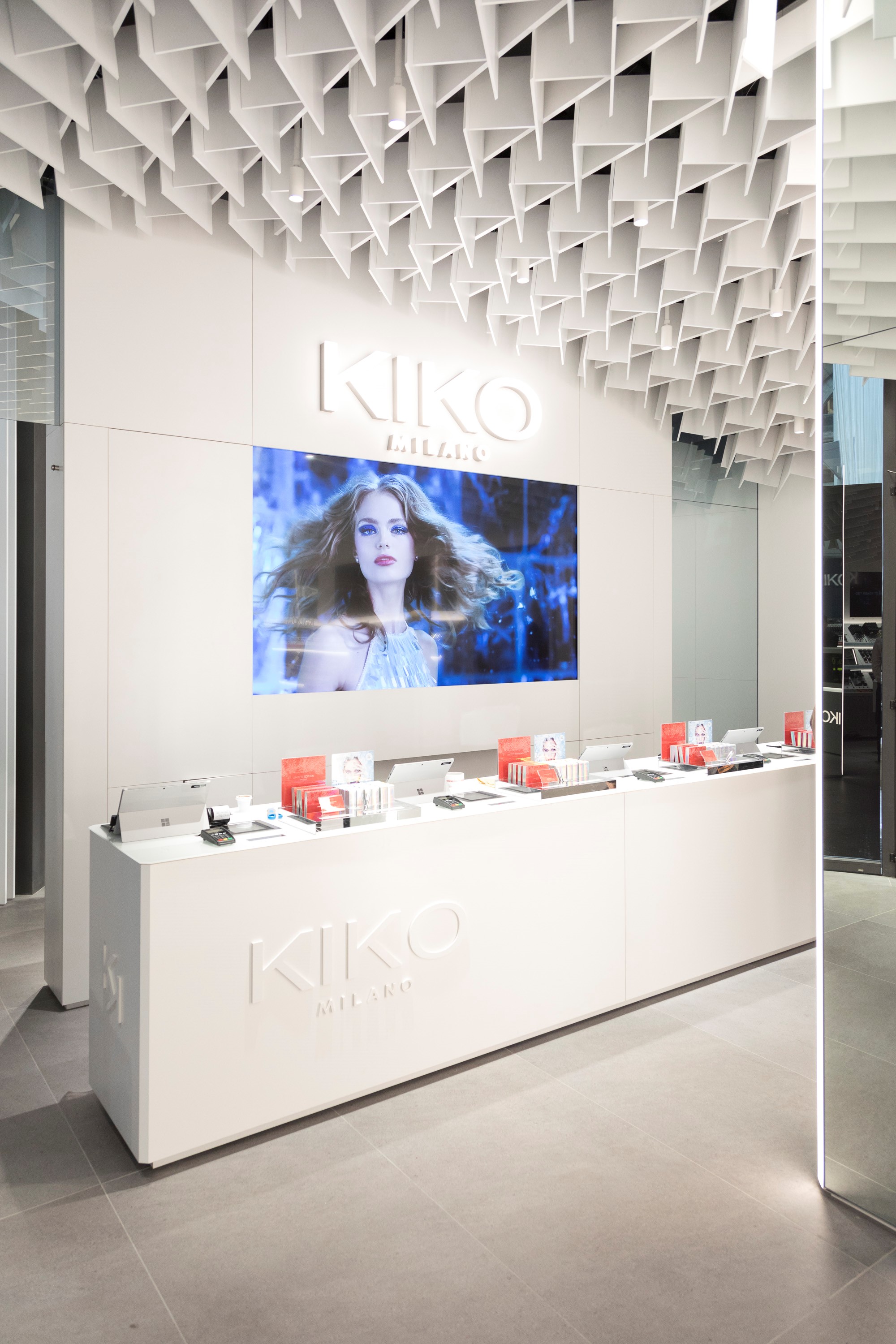 Apre a Milano KIKOiD, lo store Kiko più grande al mondo – Vanity in Milan